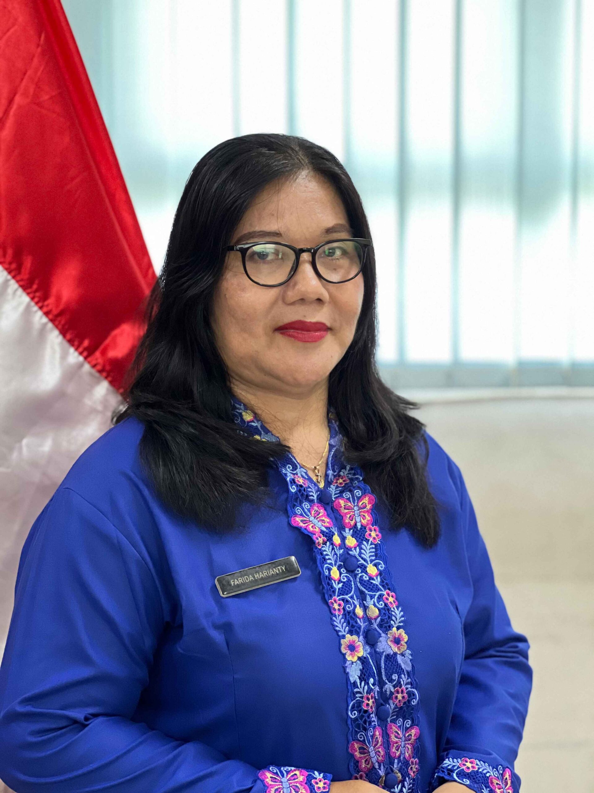SMP Negeri 136 Jakarta — Farida Harianti, S.Pd